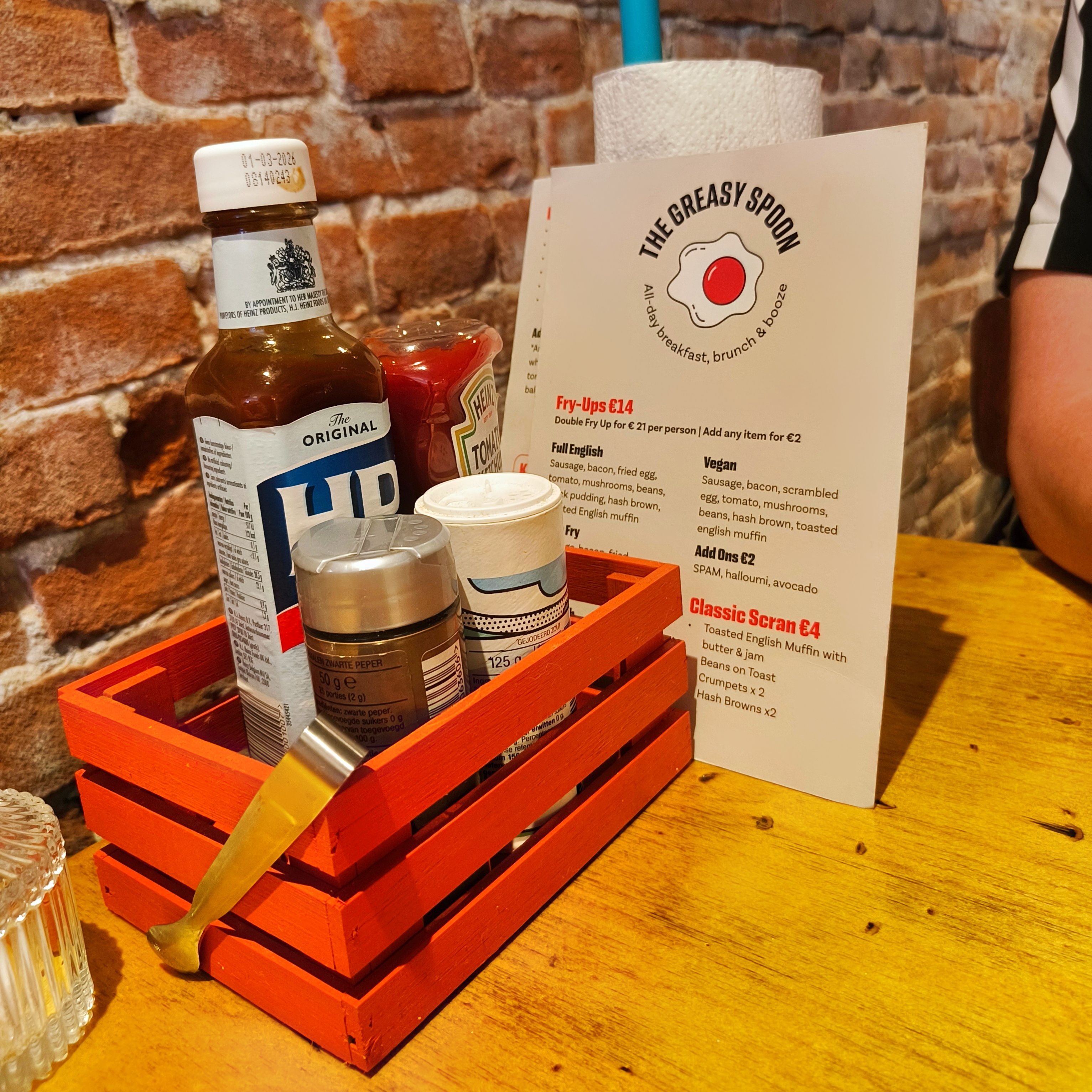 British fry-up bliss at the Greasy Spoon – Eat Drink Amsterdam